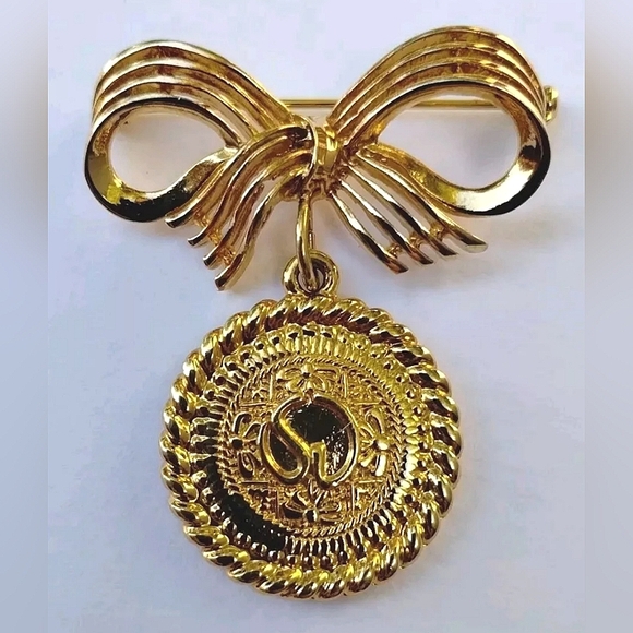 St. John | Jewelry | Vintage St John Sj Logo Signed Gold Tone Bow Tie ...